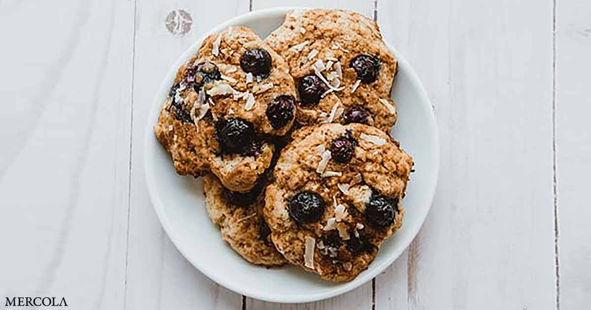 Receta de galletas keto de canela y moras azules